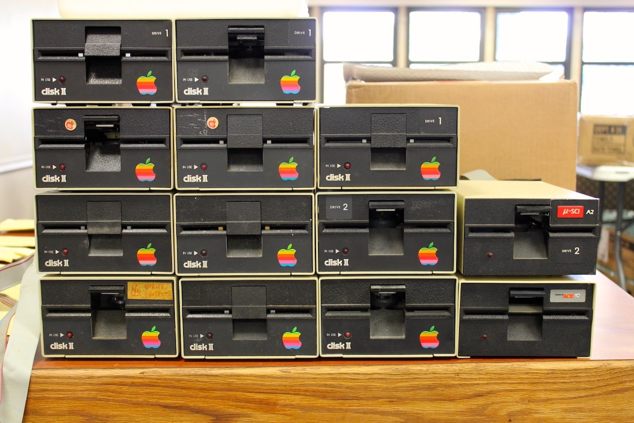 Hardware Directory - A2Central.com