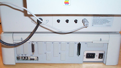 A2Central.com Presents: The platinum Apple IIe - A2Central.com